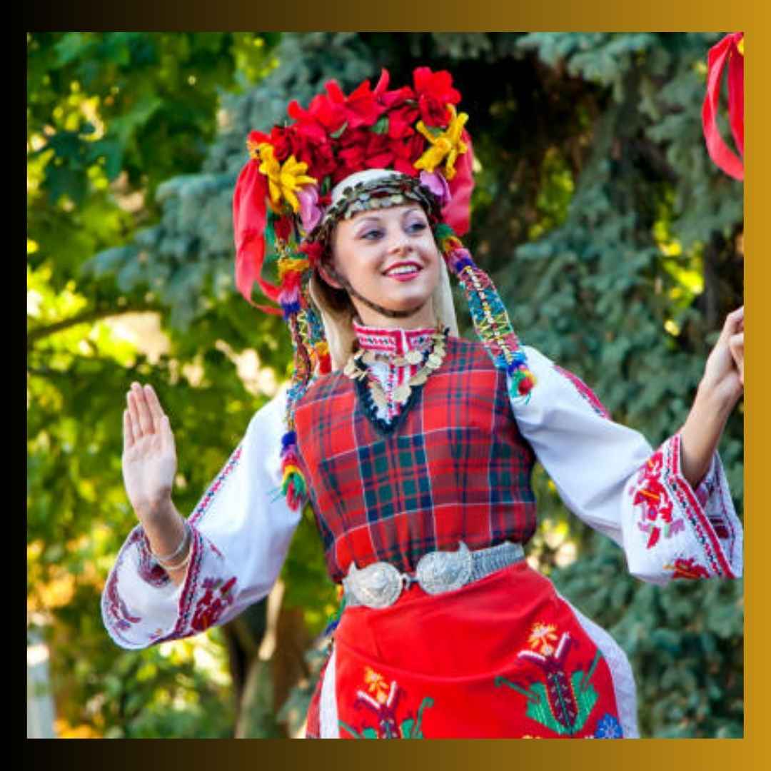 Top 10 Traditional Folklore Dress to Impress Cultural Heritage